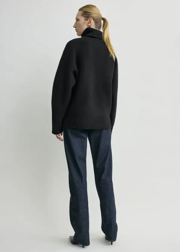 TOTEME Double-knit Turtleneck