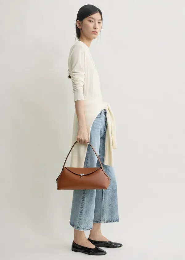 TOTEME T-lock Grained-leather Shoulder