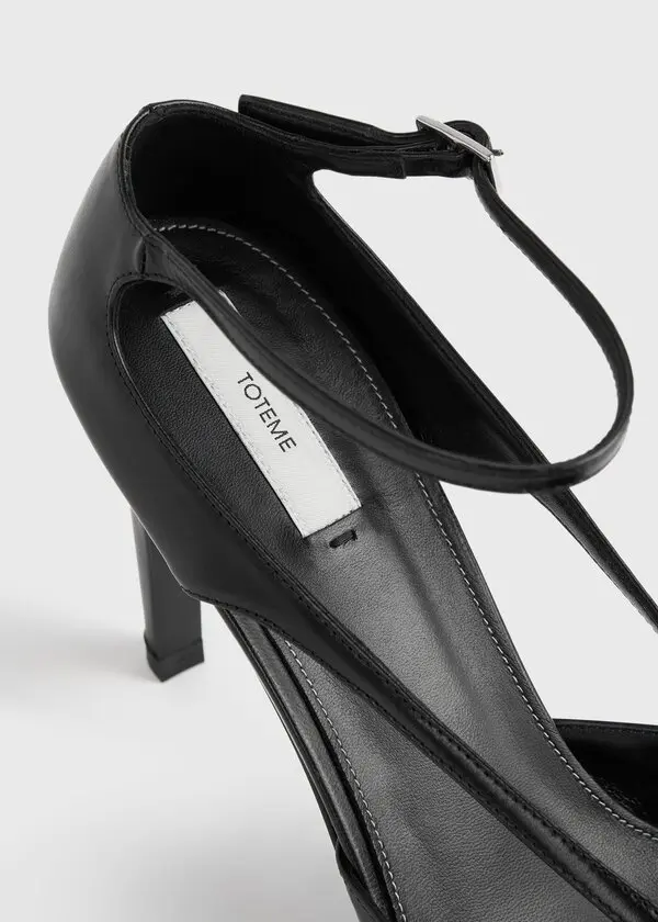 TOTEME Leather Stiletto Pumps