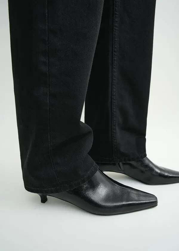TOTEME Slim Naplack Ankle Boots