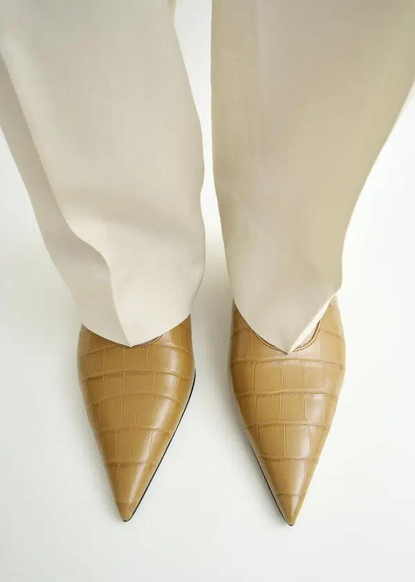TOTEME Sharp Croco-embossed Kitten Pumps