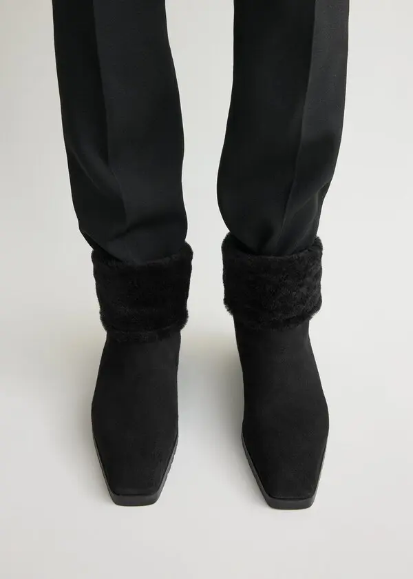TOTEME Fold-down Shearling Boots