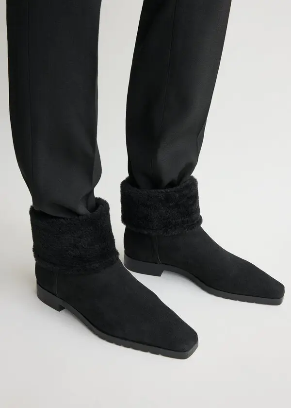 TOTEME Fold-down Shearling Boots
