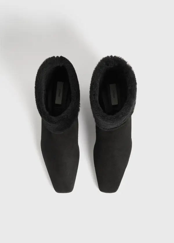 TOTEME Fold-down Shearling Boots