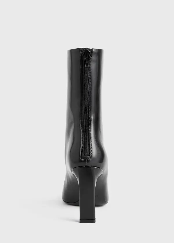 TOTEME Bar Glossy Leather Boots
