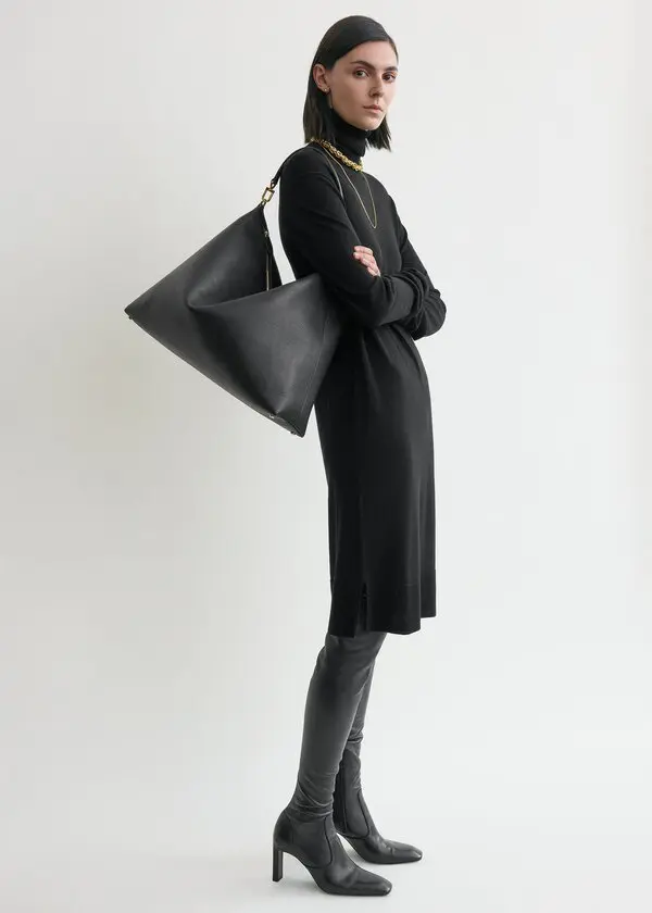 TOTEME Bevel Grained-leather Bag