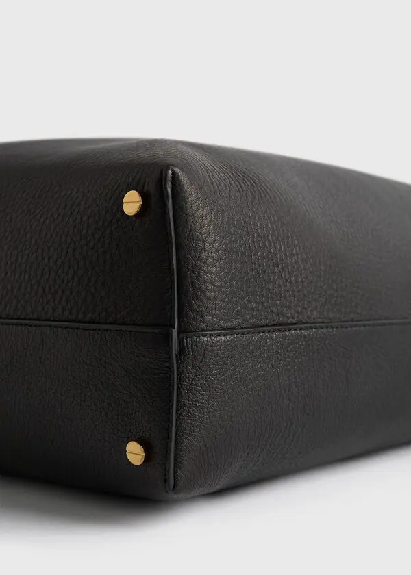 TOTEME Bevel Grained-leather Bag