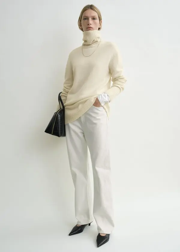 TOTEME Cashmere Turtleneck