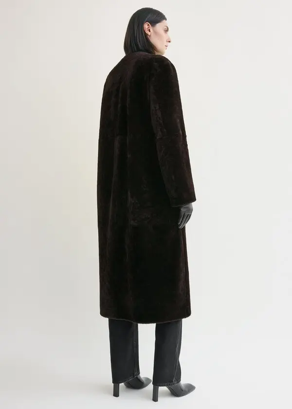 TOTEME Soft Shearling Coat