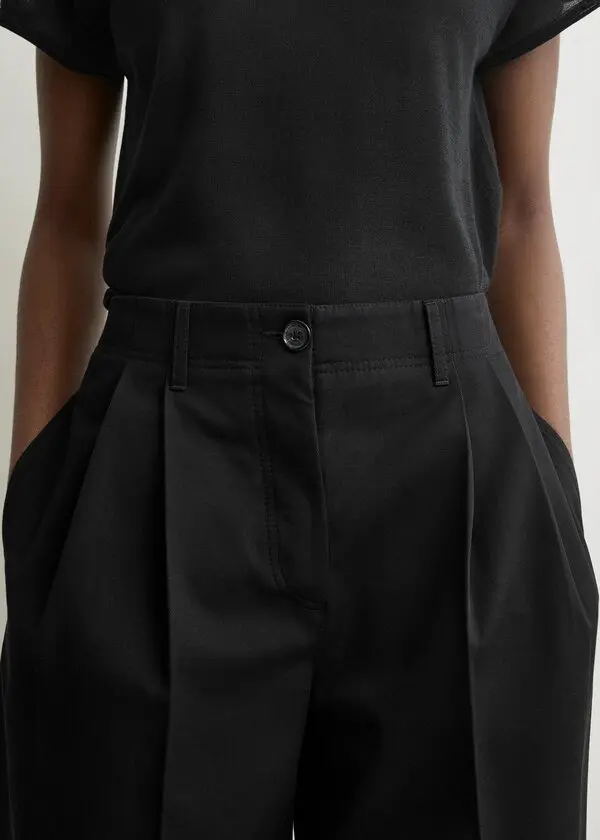 TOTEME Relaxed Chino Trousers