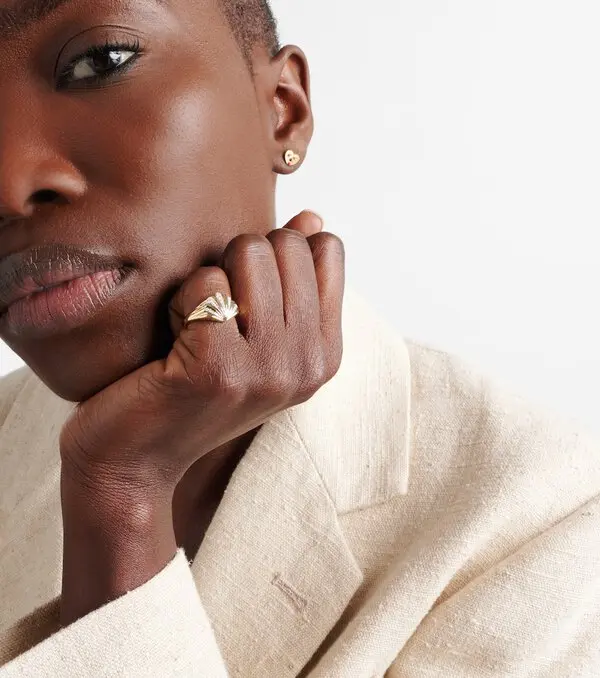 Yvonne Léon Baby Chevaliere Diamond Ring In 9kt Yellow