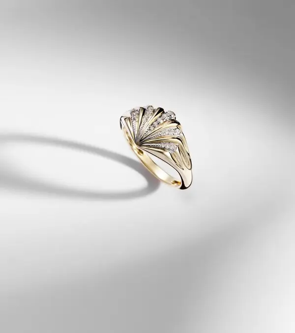 Yvonne Léon Baby Chevaliere Diamond Ring In 9kt Yellow