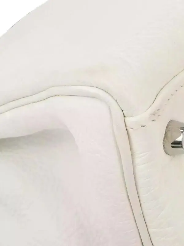 Hermès Kelly 32 Retourne Handbag - White