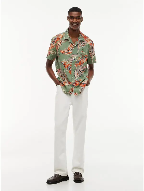 Tommy Hilfiger Regular Fit Leaf Linen-blend Camp Shirt