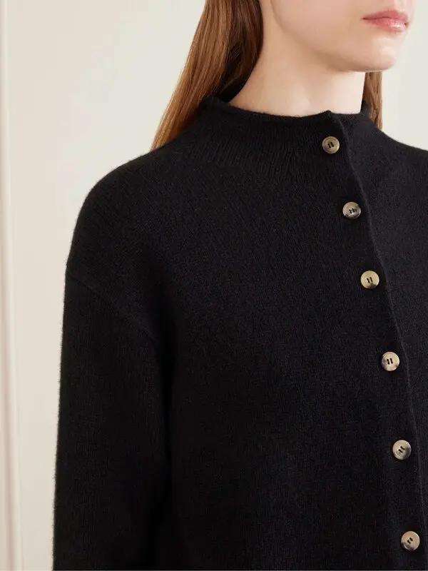 Khaite Annora Wool And Cashmere-blend Turtleneck Sweater
