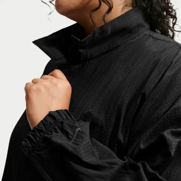 Nike Sportswear Oversized Lightweight Ripstop Jacket