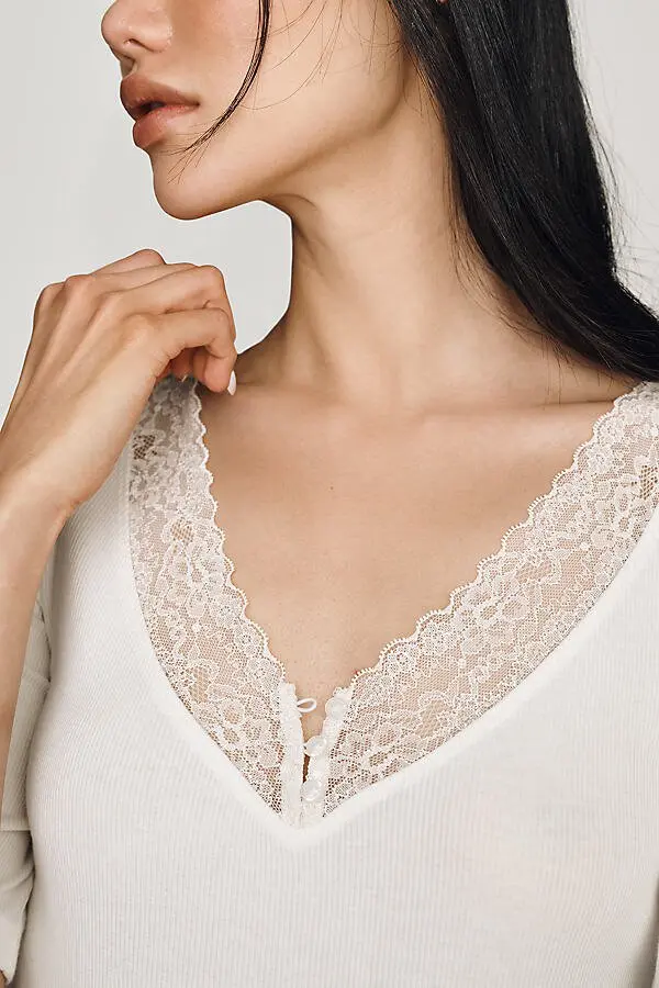 Maeve Lace-trimmed V-neck Henley T-shirt - Sugar Swizzle