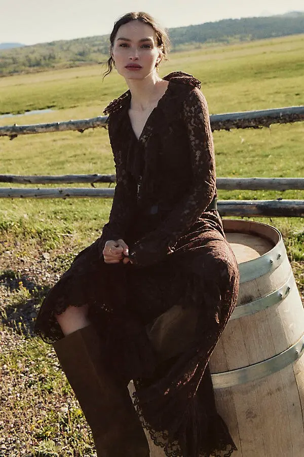 DE LA VALI Clementina Maxi Dress In Lace With Plunge Neckline And Long Sleeves