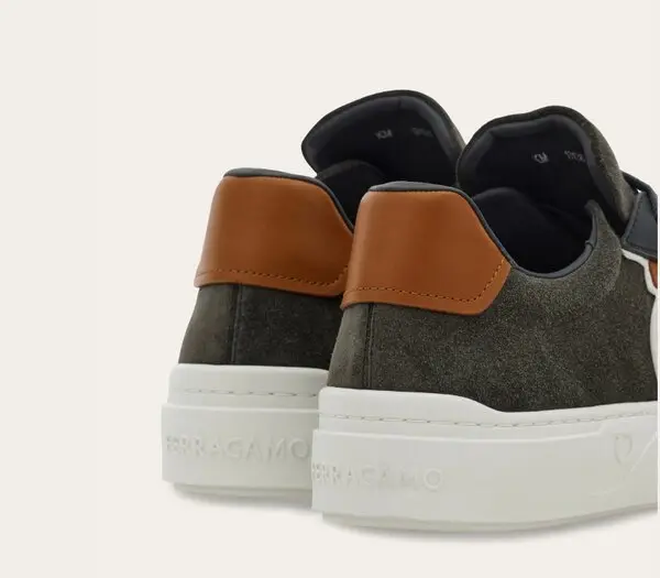 FERRAGAMO Gancini Sneaker