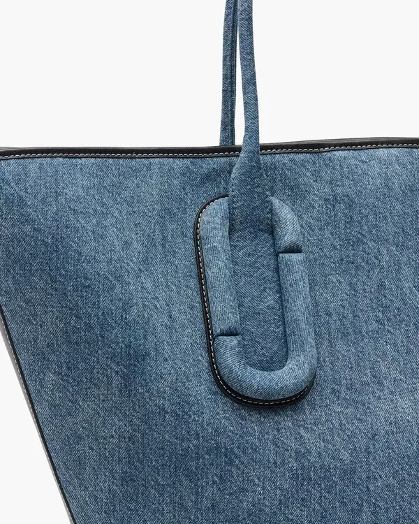 Marc Jacobs Babe Tote In Denim