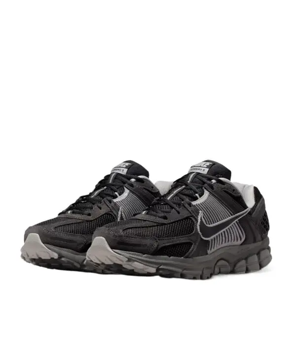 Nike Zoom Vomero 5 Sneakers