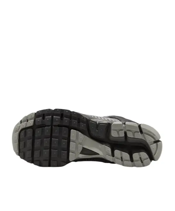 Nike Zoom Vomero 5 Sneakers