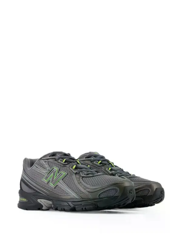 NEW BALANCE 740 Sneakers