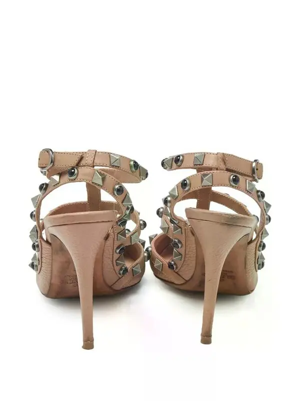 Valentino Garavani Rockstud Leather Pumps - Neutrals