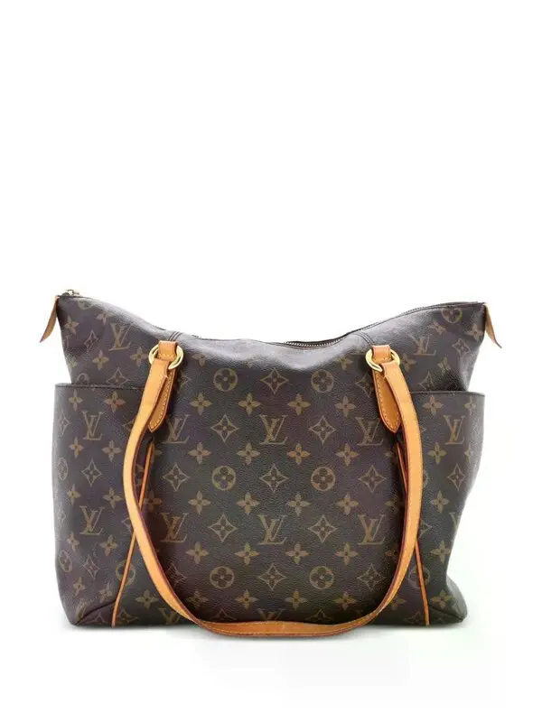 LOUIS VUITTON Monogram Canvas Mm Shoulder Bag - Brown