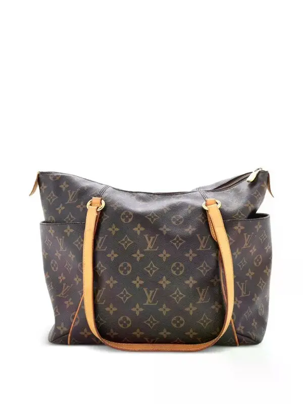 LOUIS VUITTON Monogram Canvas Mm Shoulder Bag - Brown