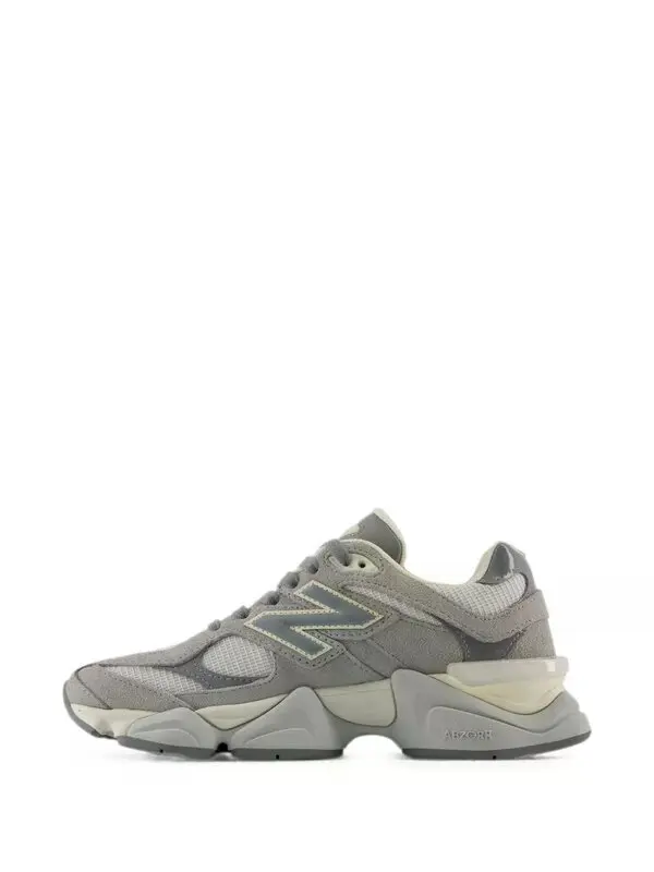 NEW BALANCE 9060 Sneakers