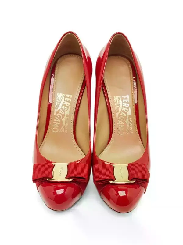 FERRAGAMO Vara Bow Leather Heeled Pumps