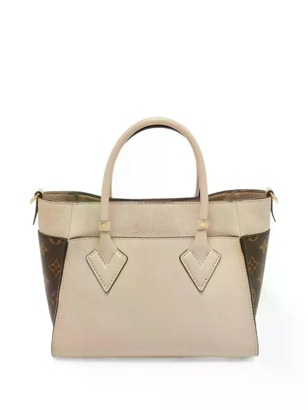 LOUIS VUITTON Monogram Tote Bag - Neutrals