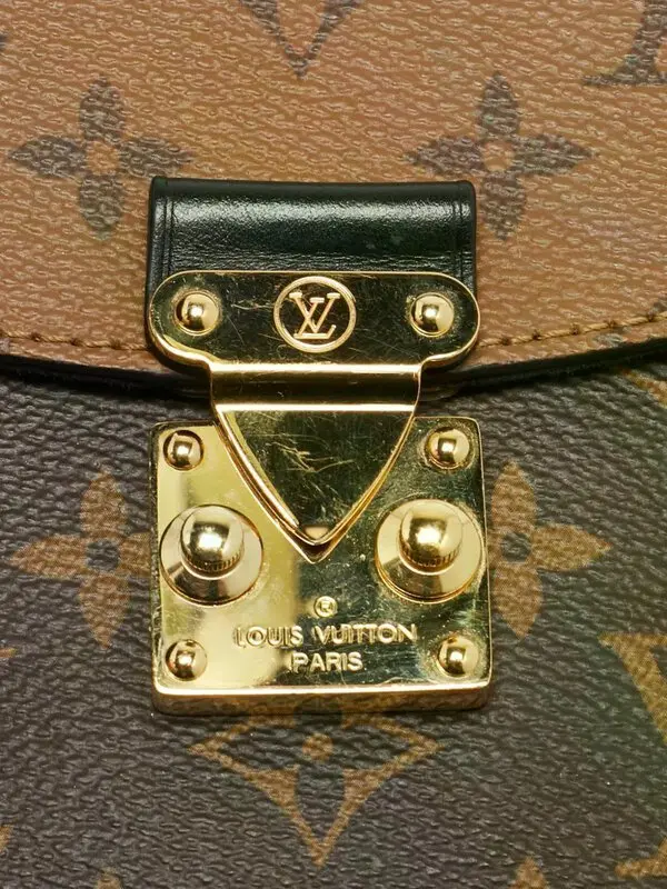 LOUIS VUITTON Monogram Reverse Camera Box Bag