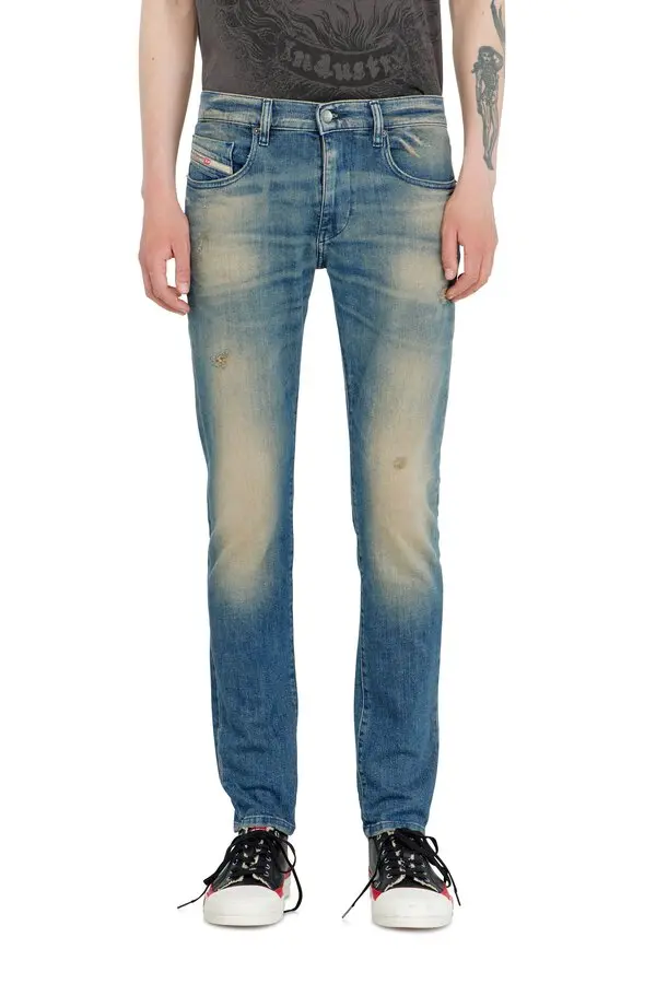 DIESEL® Slim Fit D-strukt Jeans