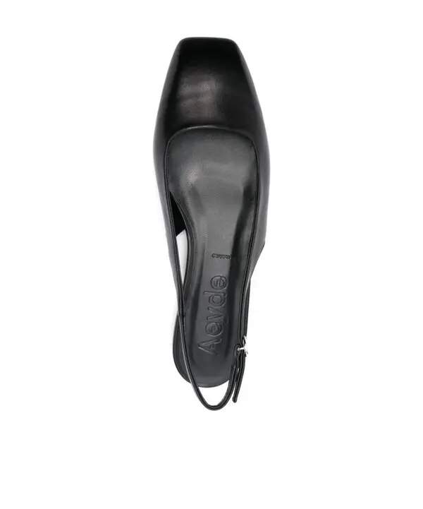 AeydĒ Square Toe Flat Sandals