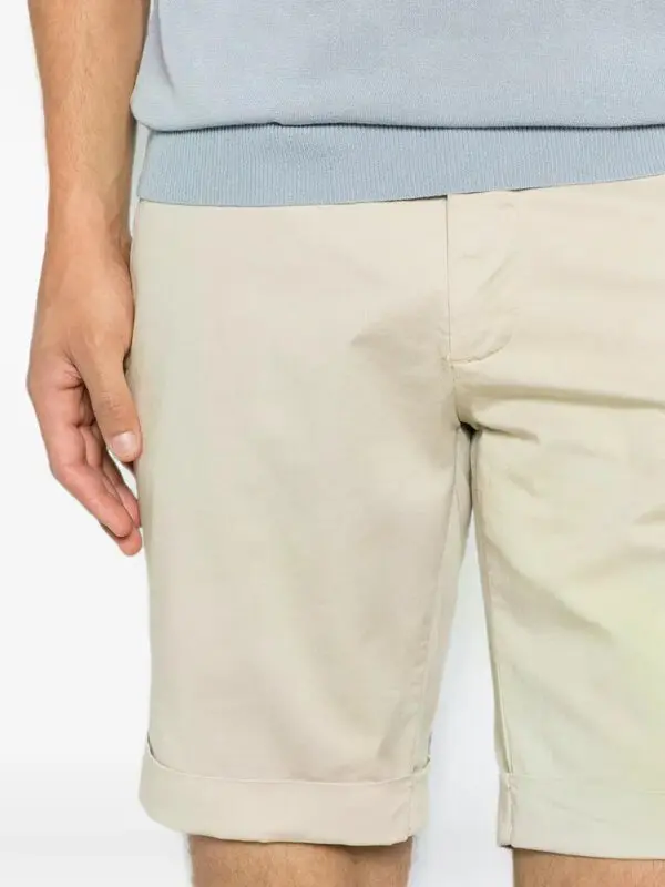 VELA SHOP Rolled-cuff Shorts