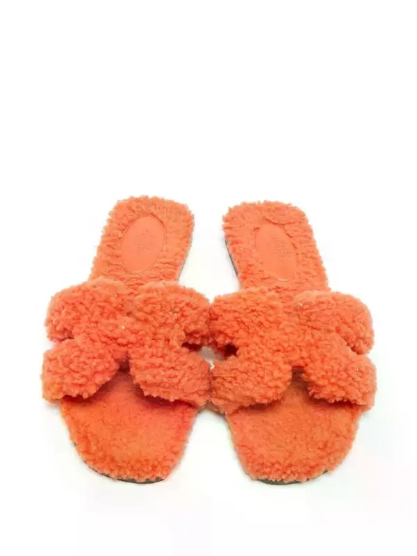 Hermès Oran Shearling Sandals - Orange