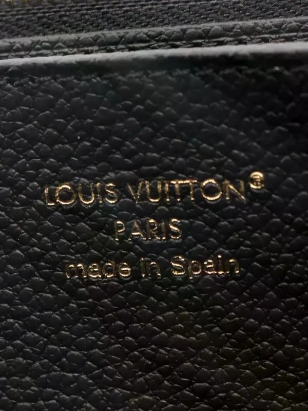 LOUIS VUITTON 2021s Monogram Empreinte Zippy Wallet - Black