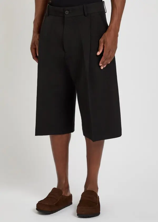 Studio Nicholson Pleated Linen And Wool-blend Shorts