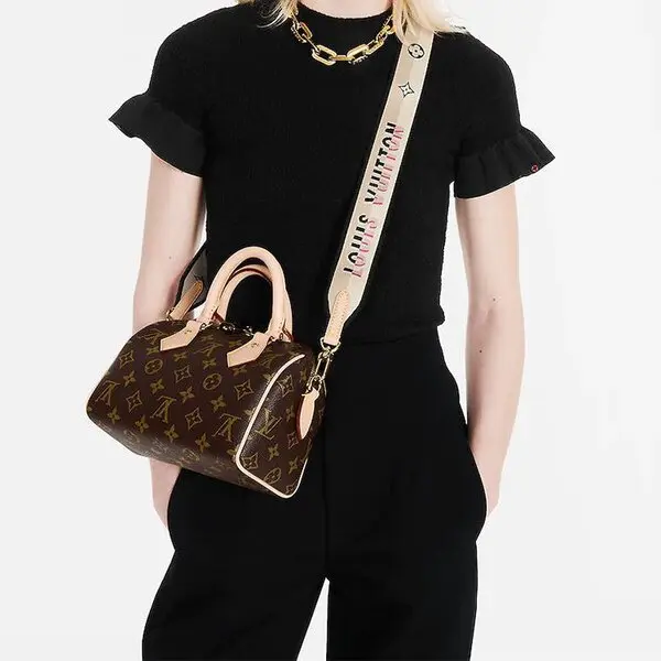 LOUIS VUITTON Speedy Bandoulière 20 - Black