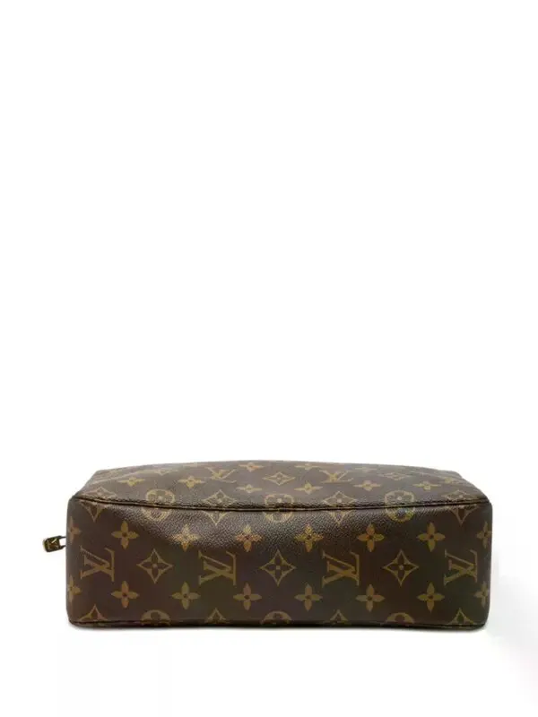 LOUIS VUITTON Monogram Trousse Toilette 28 Clutch Bag - Brown