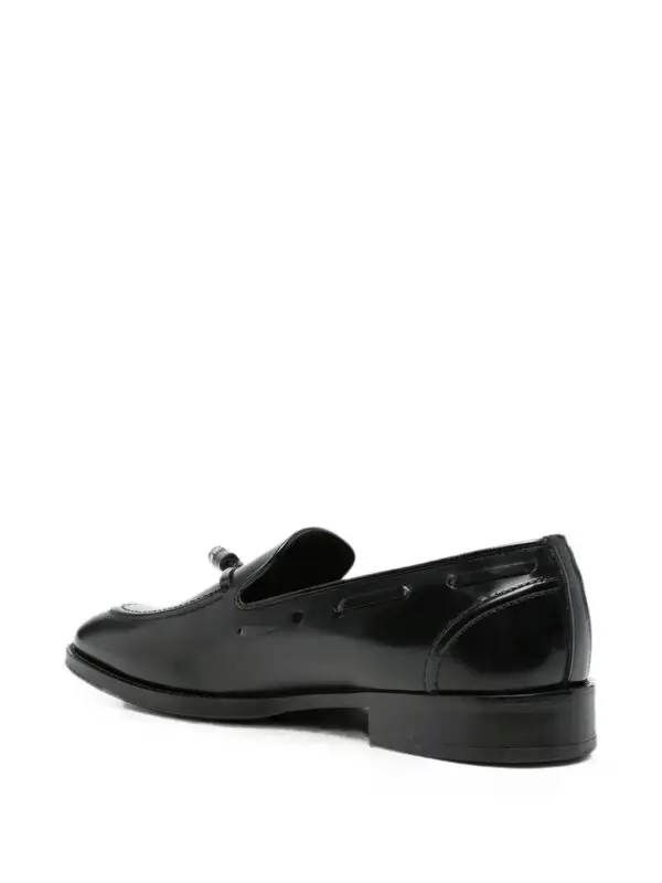VELA SHOP Leather Loafers With Tassel Detail