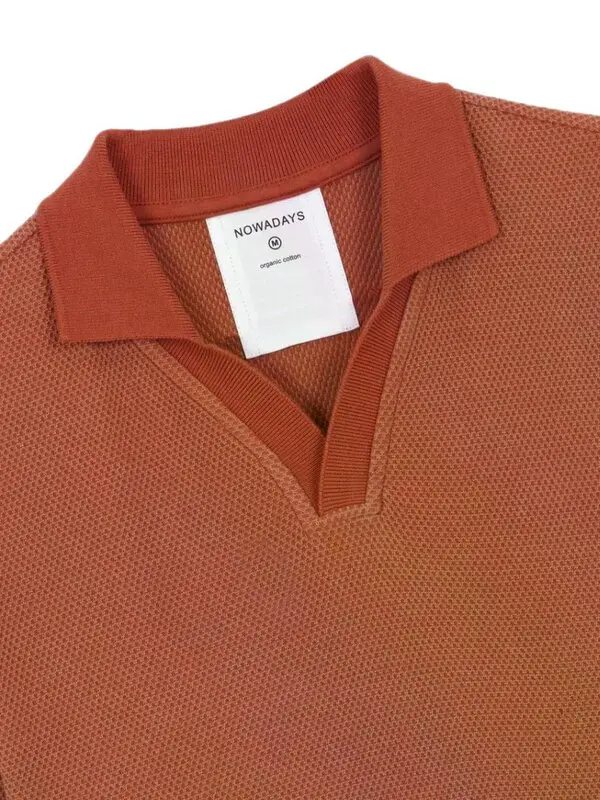 NOWADAYS Open-collar Waffle-knit T-shirt