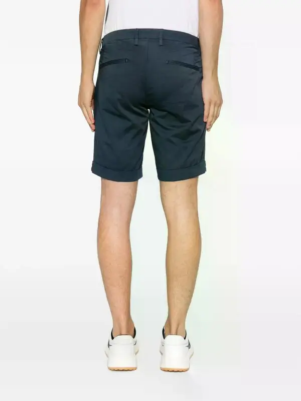 VELA SHOP Rolled-cuff Shorts