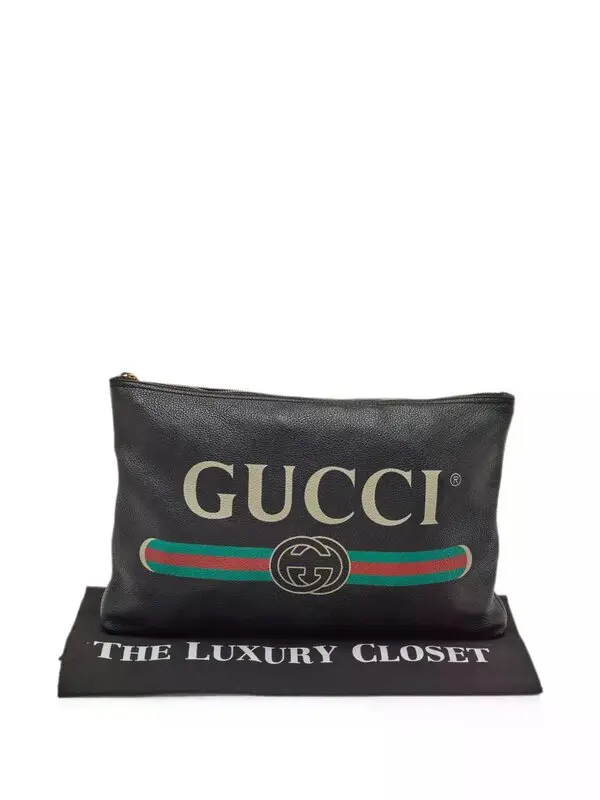 Gucci Grained Leather Logo Clutch