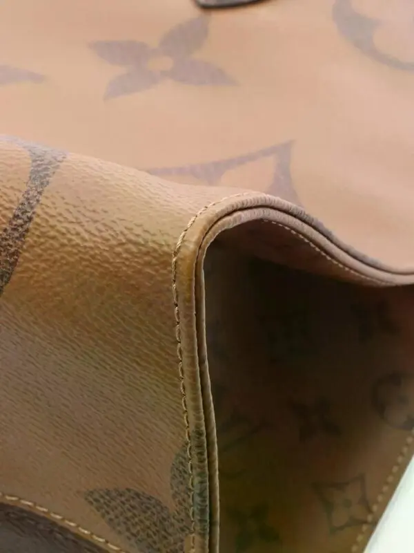 LOUIS VUITTON Monogram Giant Onthego Gm Tote Bag - Brown