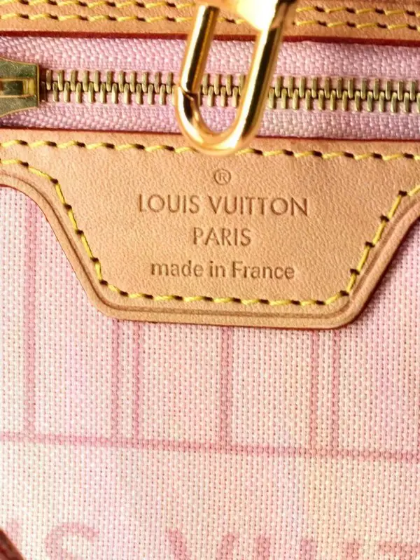 LOUIS VUITTON Neverfull Mm Tote Bag