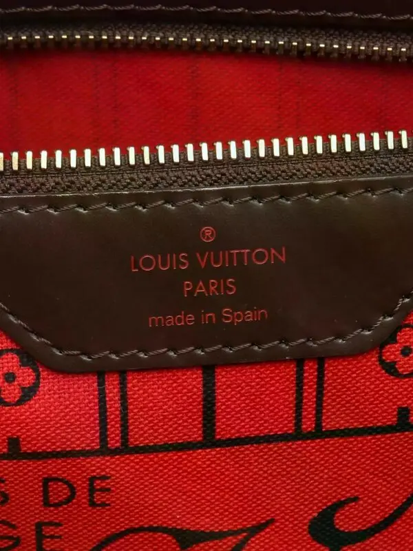 LOUIS VUITTON Neverfull Mm Damier Tote Bag