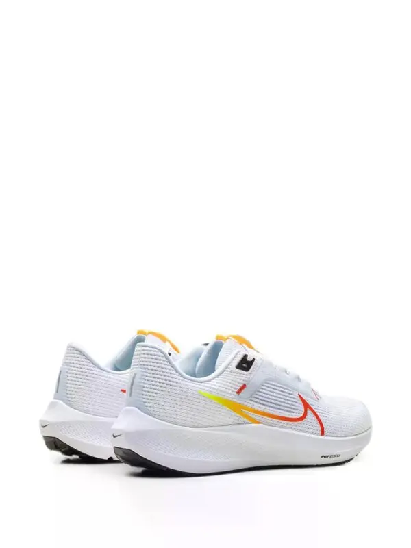 Nike Pegasus 40 Lace-up Running Sneakers